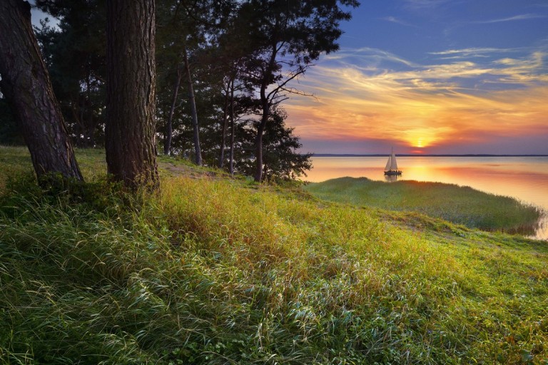Sailing the Great lakes of Mazury - Poland Travel (EN)
