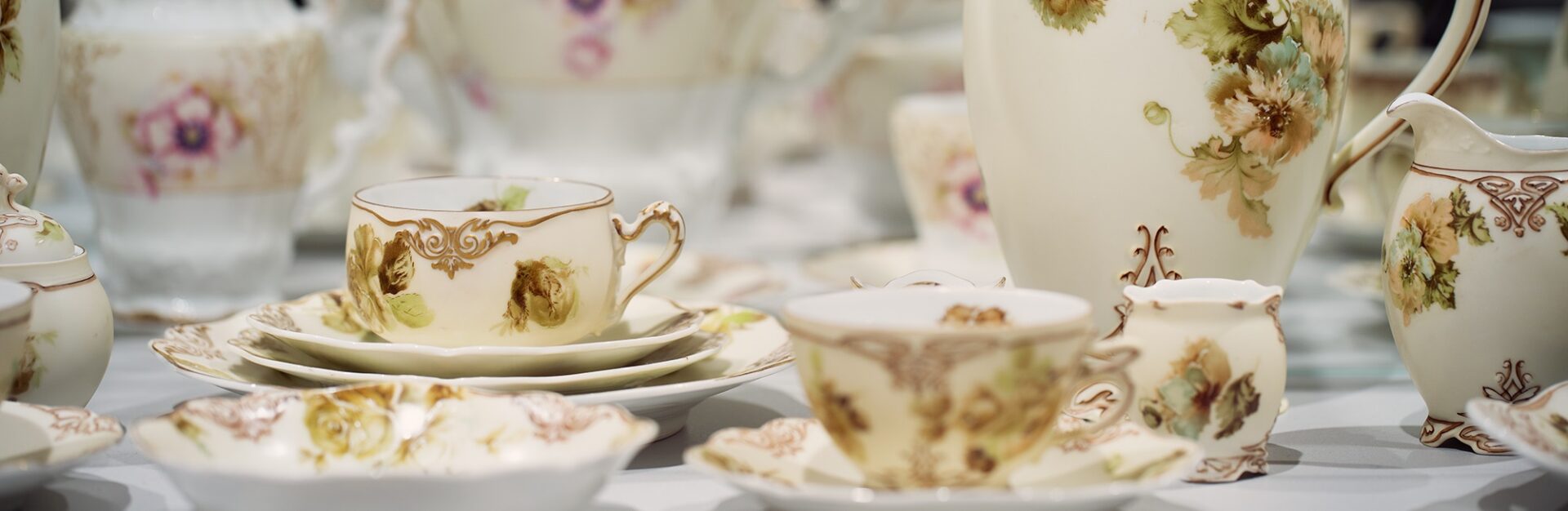 Museum of Porcelain in Wałbrzych - Poland Travel (EN)